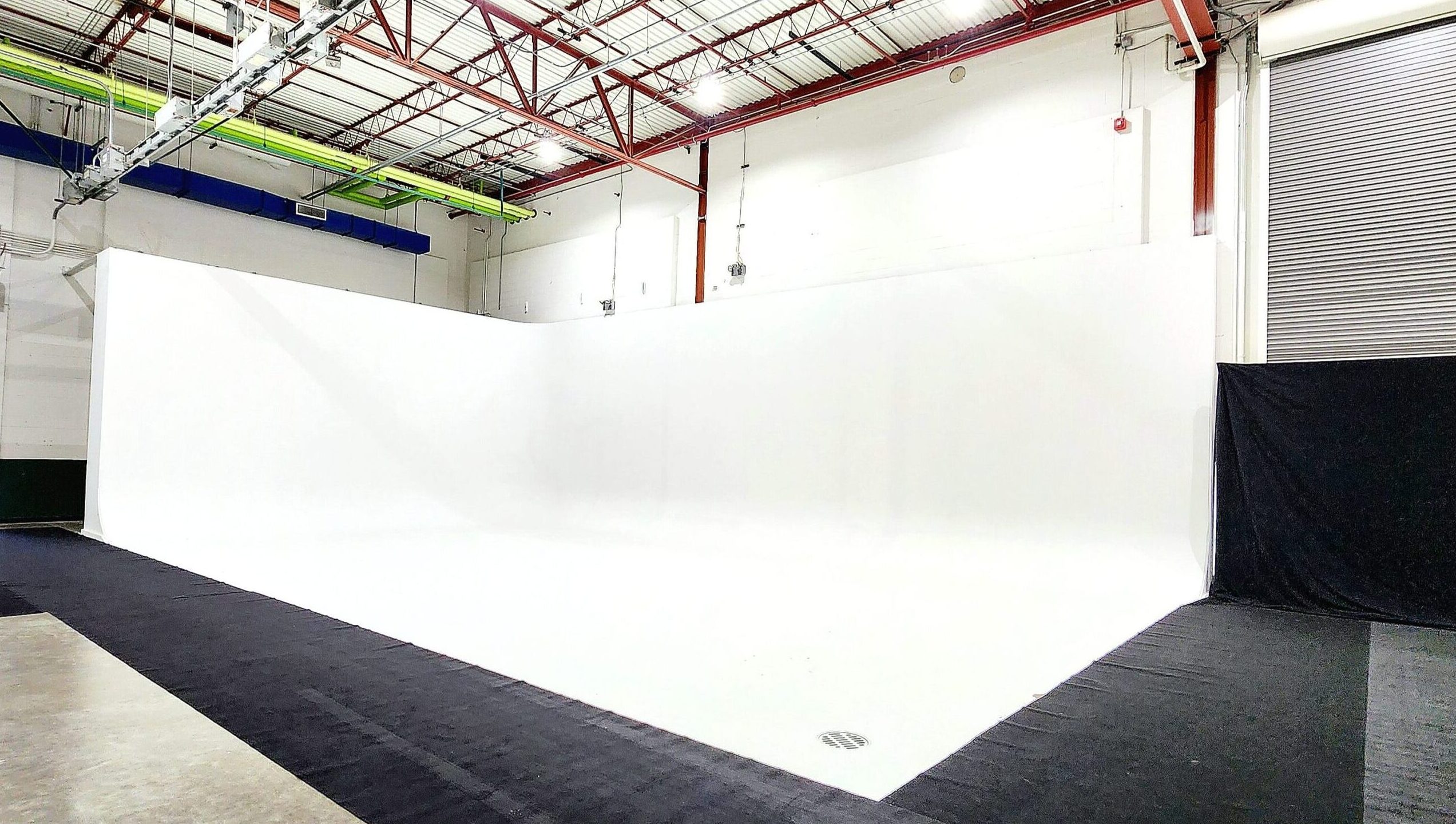 Cyc Wall - Worldwide Stages